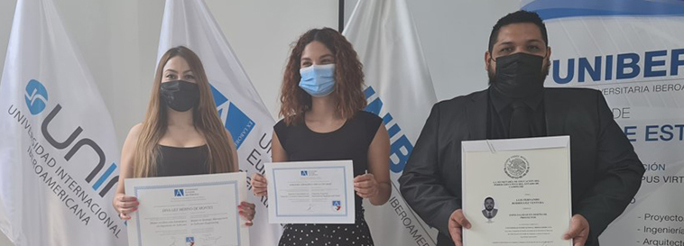 Entrega de títulos a estudiantes becados por FUNIBER en El Salvador ...