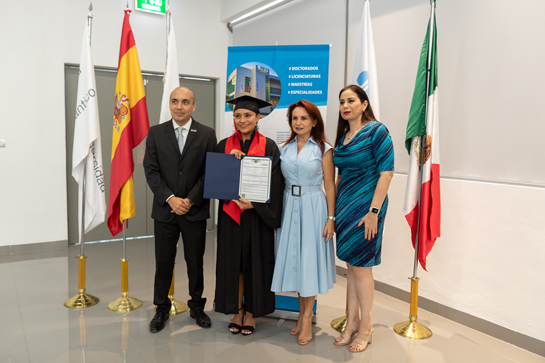 FUNIBER festeja la entrega de diplomas por UNINI México y UNEATLANTICO ...