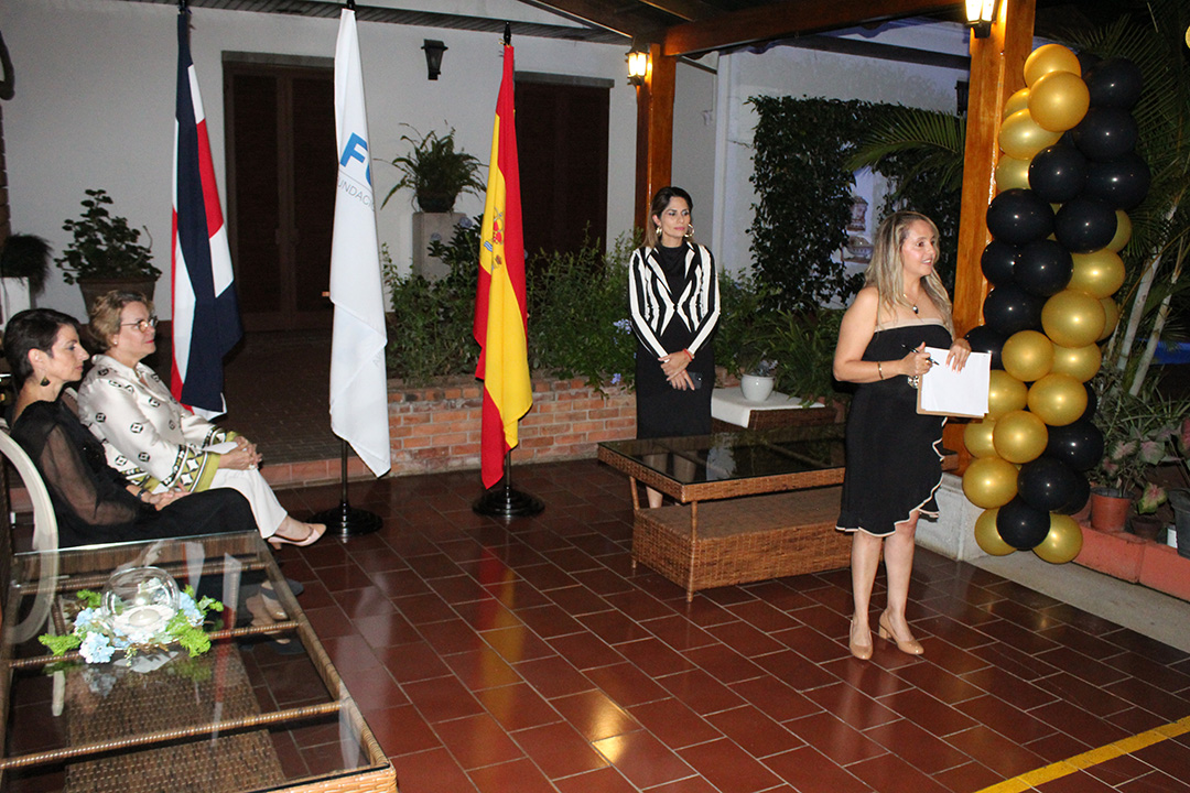 FUNIBER celebra la entrega de títulos universitarios a profesionales ...