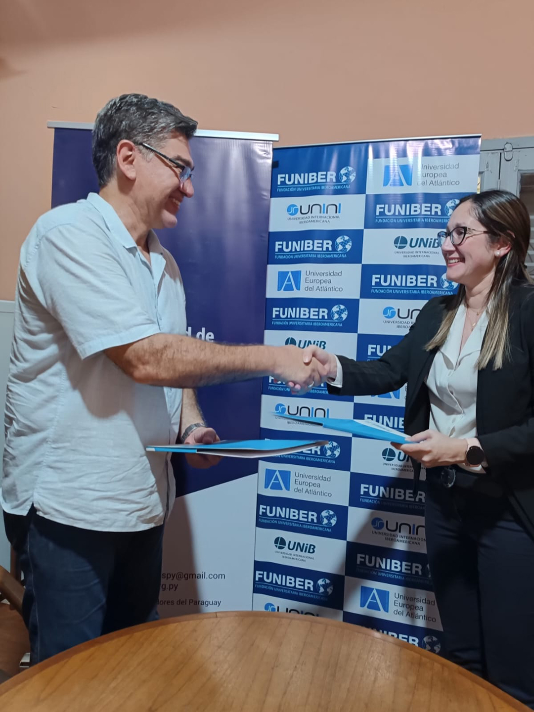 FUNIBER firma un convenio de colaboración con la Sociedad de ...