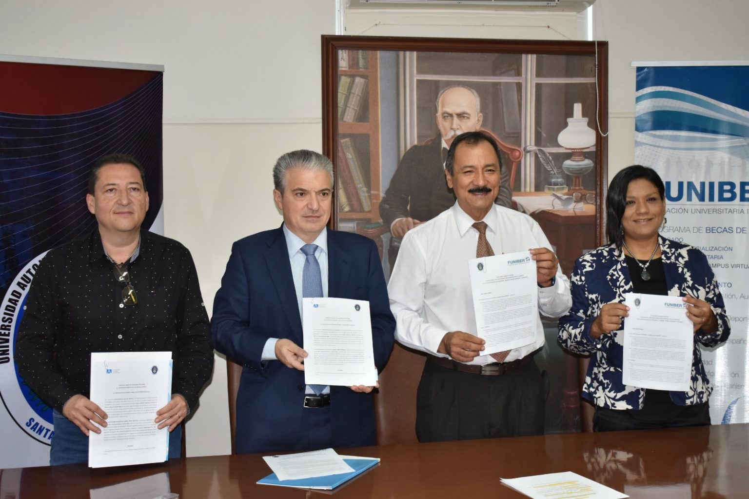 FUNIBER y UNEATLANTICO suscriben un convenio con la Universidad ...