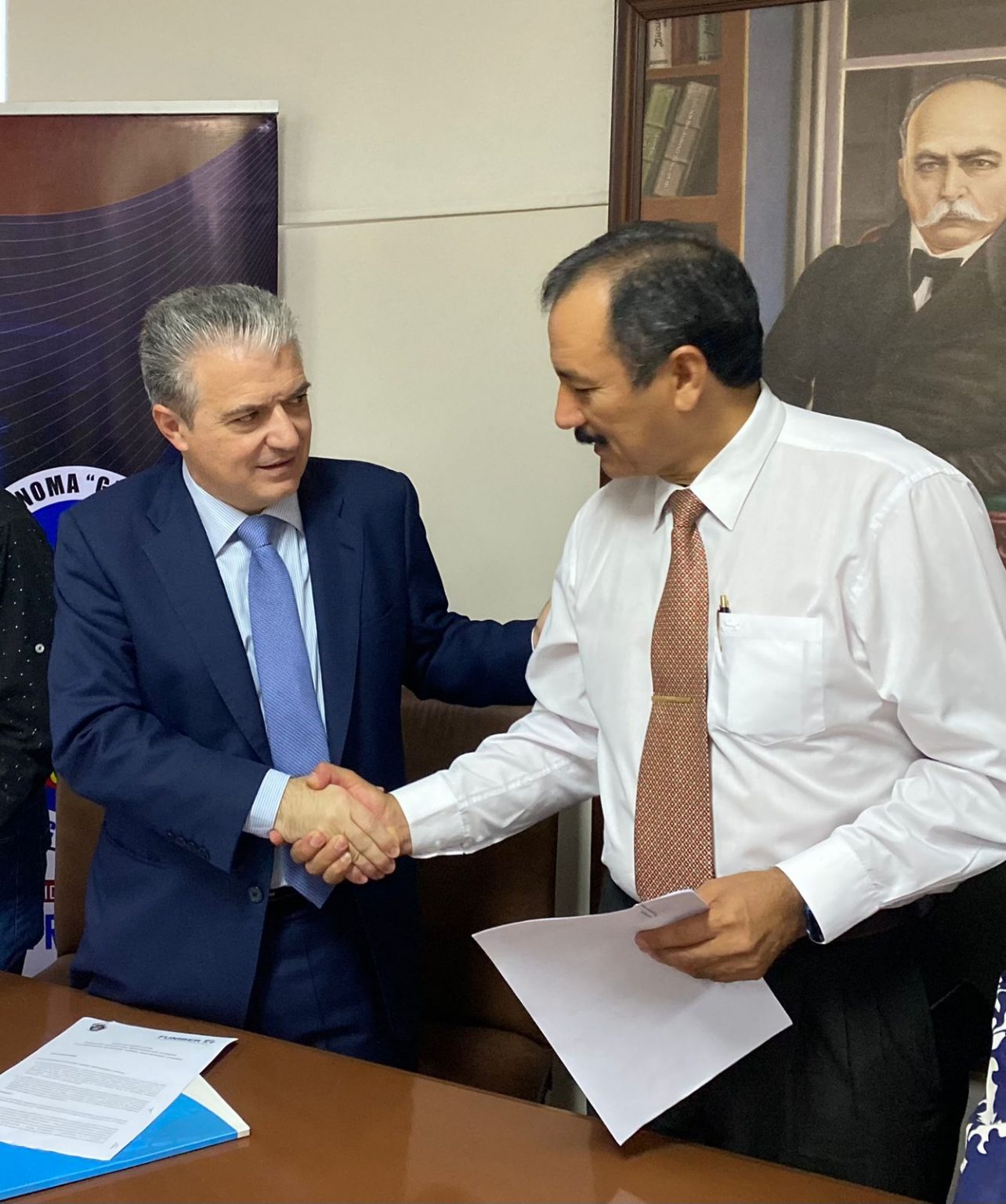 FUNIBER y UNEATLANTICO suscriben un convenio con la Universidad ...