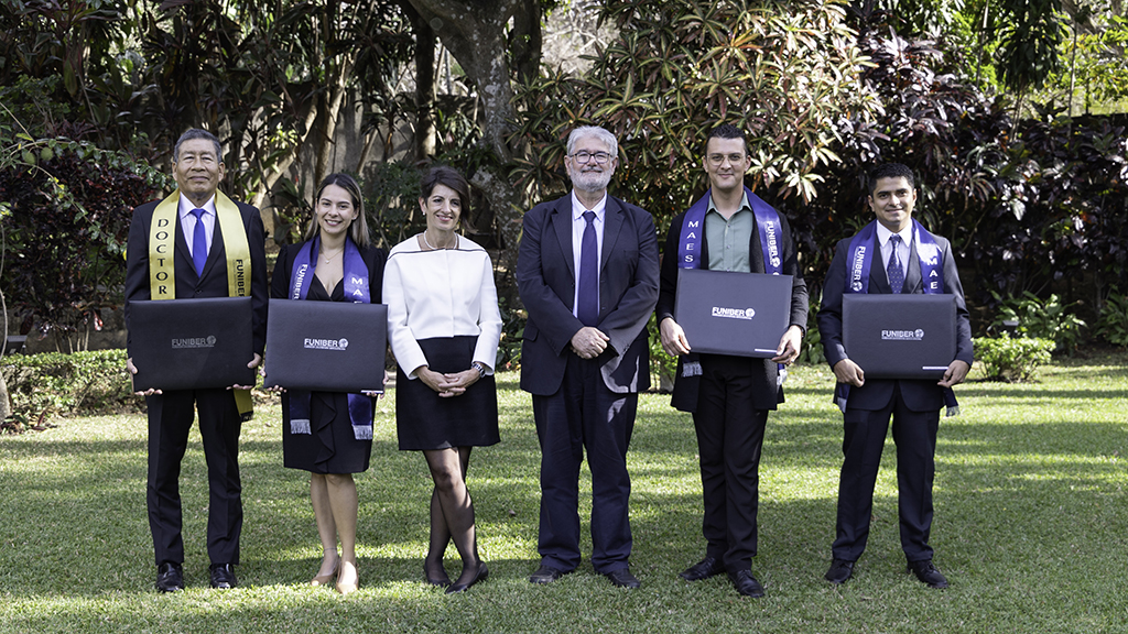 FUNIBER organiza una entrega de títulos a sus becados en Costa Rica ...