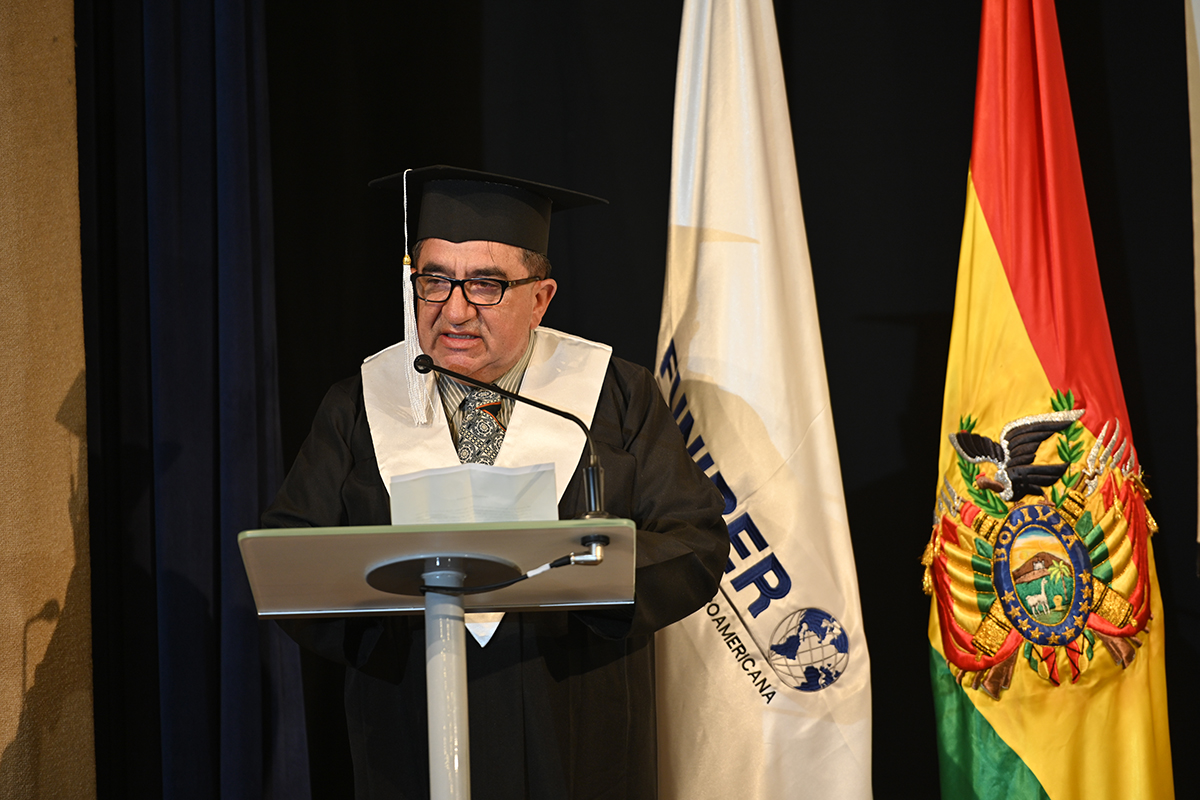 FUNIBER Bolivia celebra una ceremonia de entrega de títulos para su ...